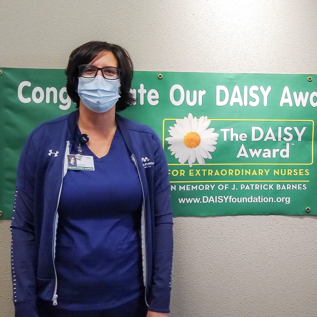 Kim Ford, RN, wins DAISY award - Monument Health