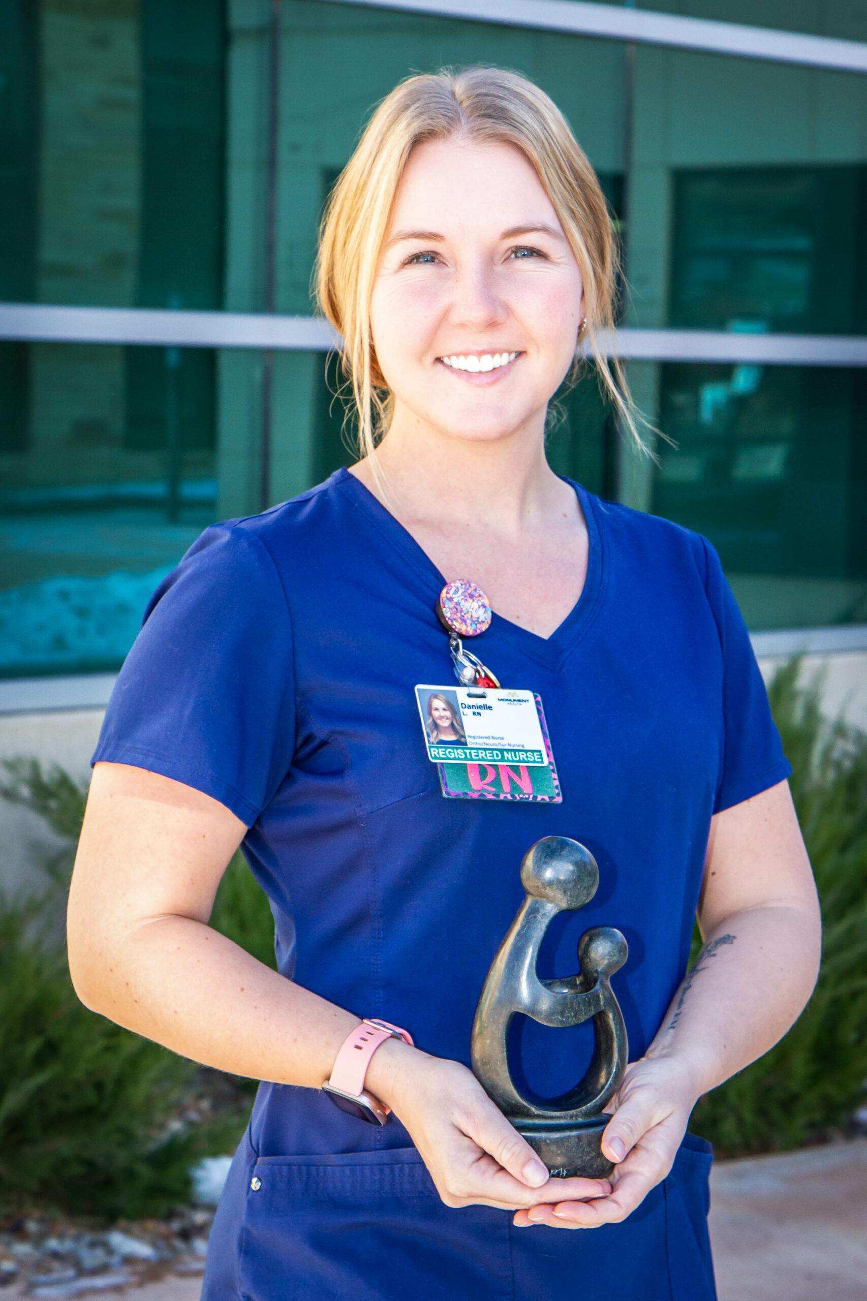 Danielle Longwell, RN, receives DAISY Award - Monument Health